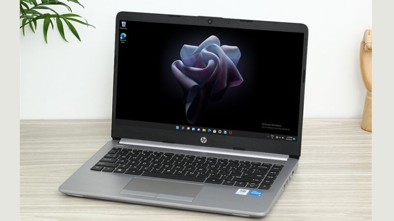 + Laptop 12.5 inch nhỏ gọn mỏng nhẹ được ưa chuộng nhất